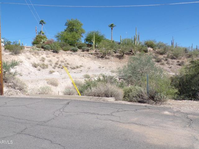 31 N Kathy Dr, Unit 75, Queen Valley, AZ 85118 | MLS #6929 | Compass