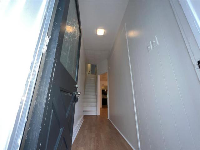 31 N Poplar Street