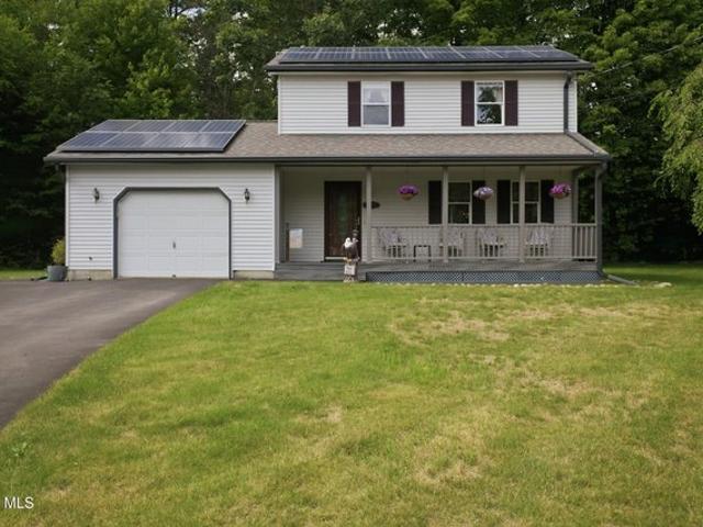 31 Oak St, Lake George, NY 12845