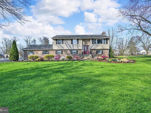 31 Ogden Dr, Birdsboro, PA 19508 | Compass