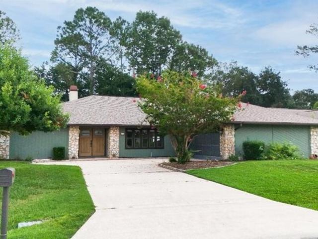 31 Pennsylvania Ln, Palm Coast, FL 32164