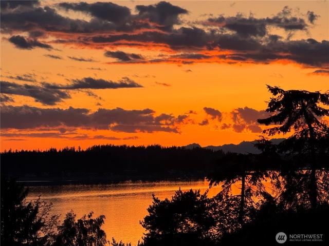 31 Point Fosdick Dr, Gig Harbor, WA 98335 | MLS #2509 | Compass