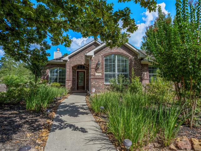 31 Powers Bend Way, The Woodlands, TX 77382 | MLS #82977