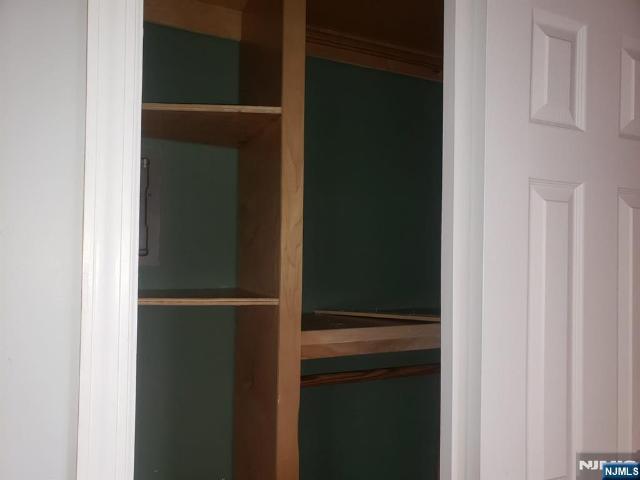 31 Plauderville Avenue # 2