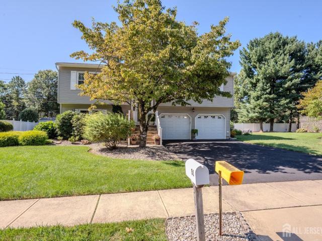 31 Pullman Loop