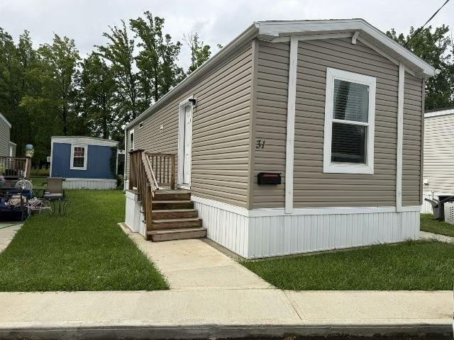 31 Randall Ave Unit 64, Hazlet, NJ 07734