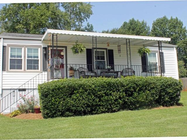 31 Racine Ct, Greenville, SC 29617