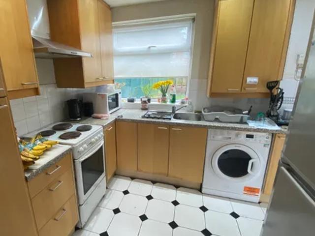 31 Rebecca Drive, Metchley, B29 6TP, United Kingdom | 4 bed townhouse for rent #167144324 | Rentberry