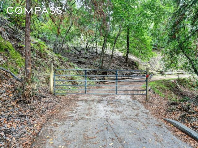 31 Red Rock Way, San Rafael, CA