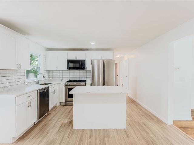 31 ridgeway Avenue