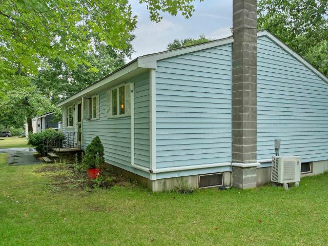 31 Riverlawn Avenue