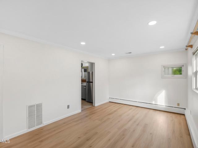 31 Riverview Drive