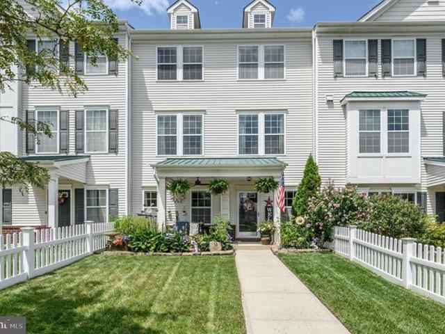 31 Rockhill Ln, Chesterfield, NJ 08515
