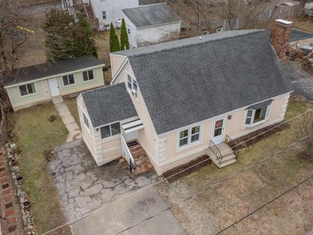 31 Rosemont Ave, Manchester, NH 03103