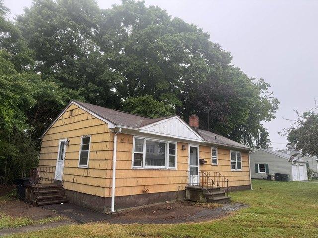 31 Ross St, Milford, CT 06460