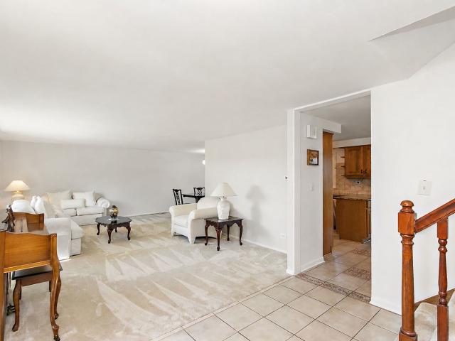 31 S Salem Drive