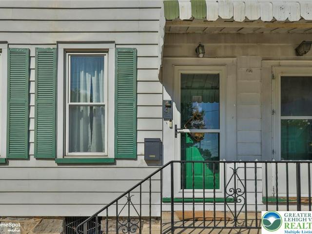31 S 10th Street