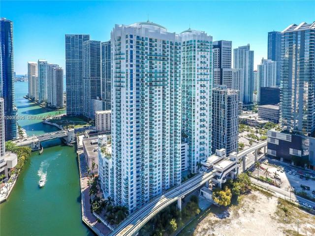 31 SE 5th St, Unit 4212, Miami, FL 33131 | MLS #A12000