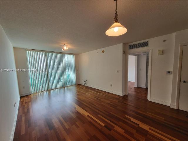 31 SE 5th St, Unit 2409, Miami, FL 33131 | MLS #A11726