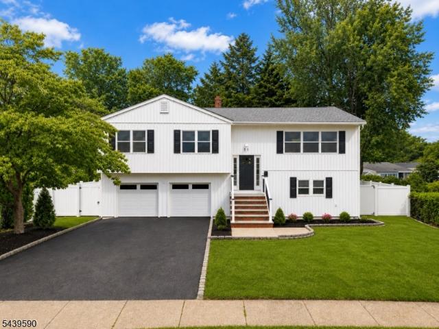 31 Shearn Dr