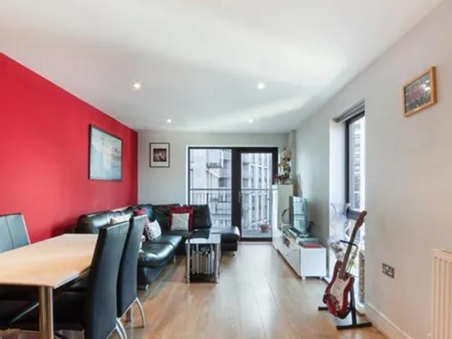 31 Shirley Street, London, E16 1FF, United Kingdom | 2 bed apartment for rent #139543102 | Rentberry
