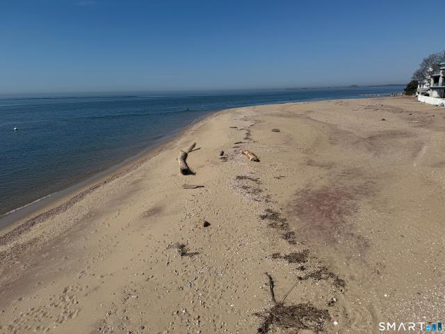 31 Sols Point Rd, Clinton, CT 06413 | MLS #24166 | Compass