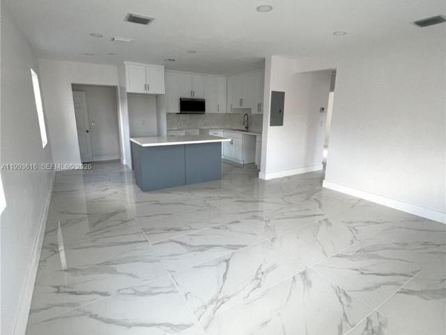 31 SW 67th Ct, Unit 1, Miami, FL 33144 | MLS #A11993