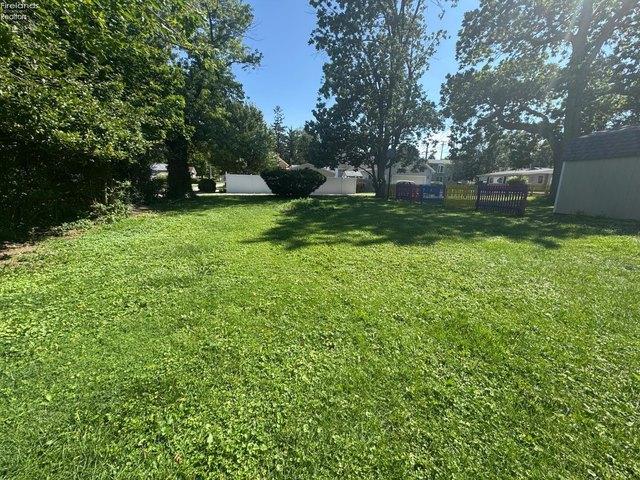 31 Swanson St, Huron, OH 44839