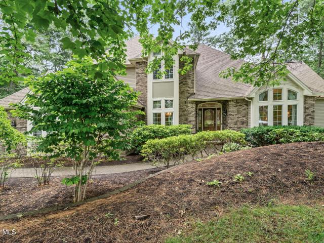 31 Sweetbriar Drive