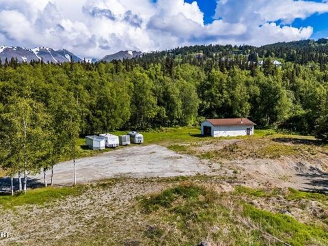 31 St, Anchorage, AK 99516