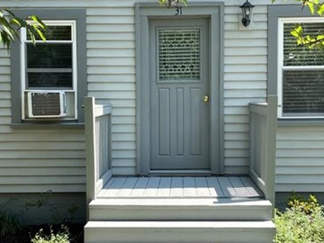 31 Stockholm St, Bellingham, MA 02019