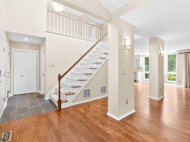 31 Stone Row Ln