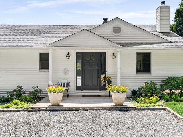 31B Club Lane