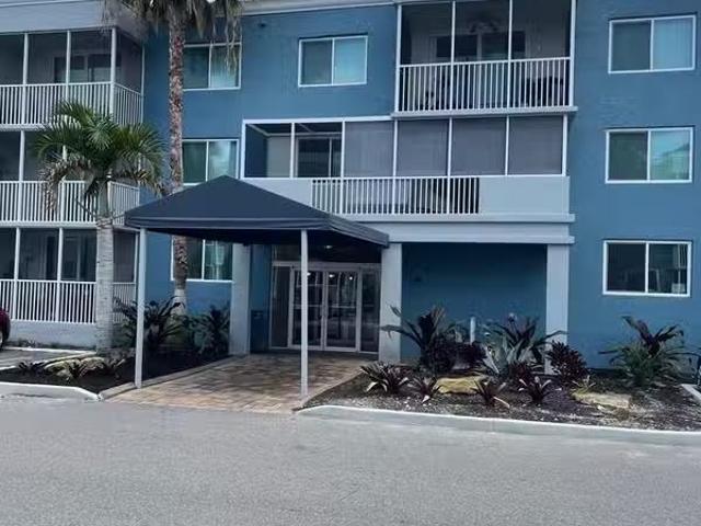 31H 1 2740 Coconut Bay Ln #1
