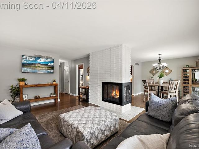32040 Coronet Drive