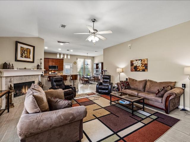 3204 Meadow Bay Lane