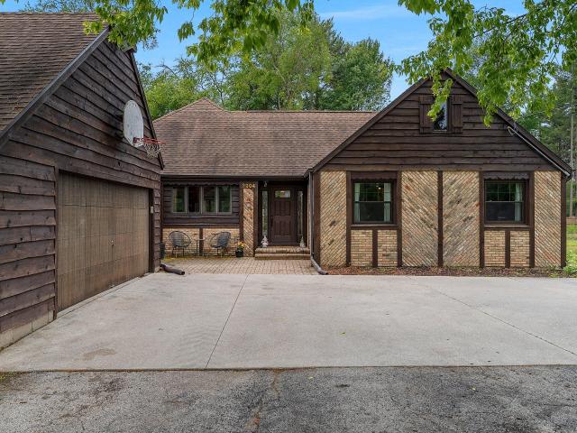 3204 Mishicot Rd