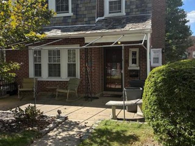 3204 Brighton St, Philadelphia, PA 19149
