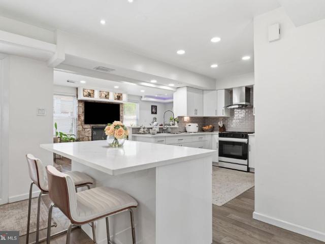 3204 Ethan Allen Ct