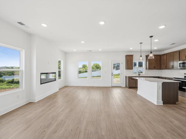 3204 Gravity Dr