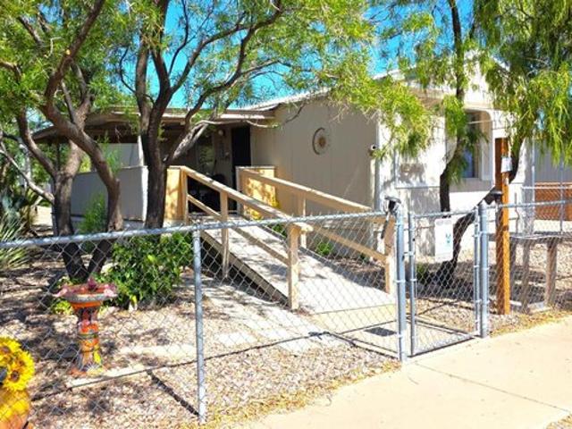 3204 Las Cuces St, Deming, NM 88030