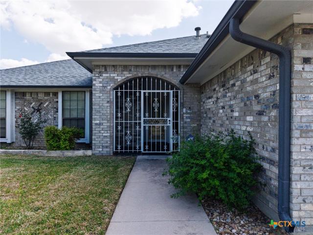 3204 Pebble Drive