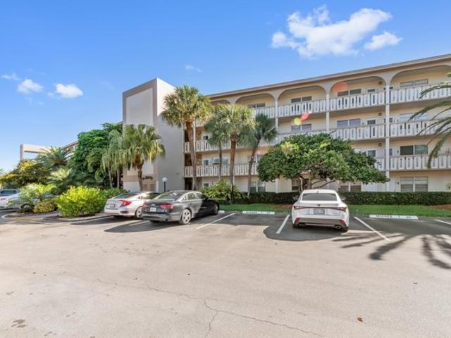 3204 Portofino Pt Apt H2, Coconut Creek, FL 33066