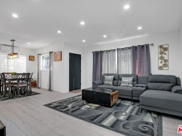 3204 W 27th St, Los Angeles, CA 90018