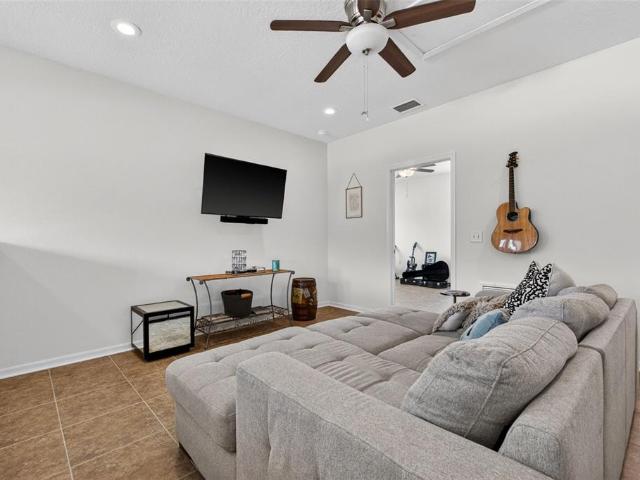 3204 W Marlin Ave, Tampa, FL 33611 | MLS #TB8496