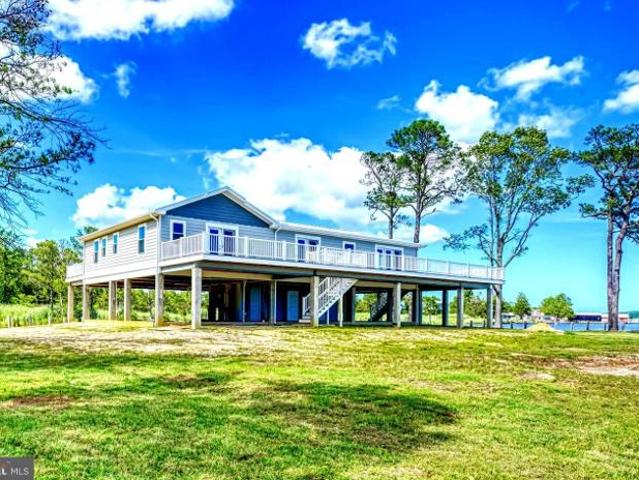 32053 Peters Point Ln, Marion Station, MD 21838