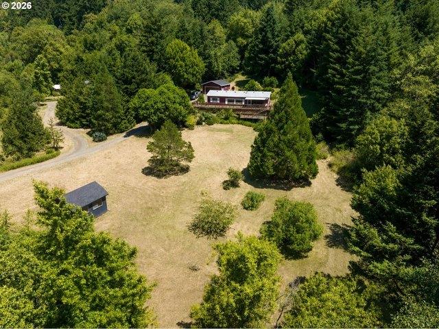 32051 Cedar Valley Rd, Gold Beach, OR 97444