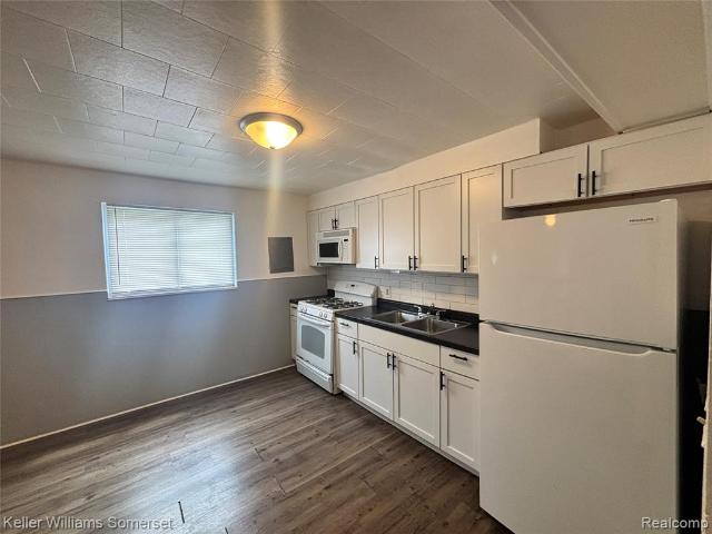 32057 Cheboygan Court
