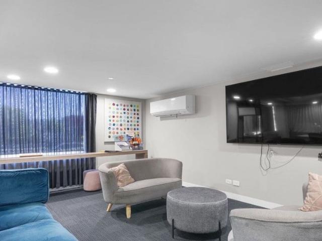 320/55 Villiers Street