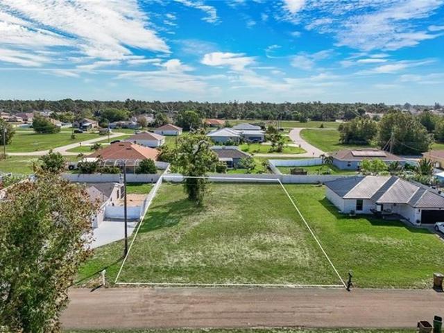 3205 NW 2nd Pl Lot 30, Cape Coral, FL 33993